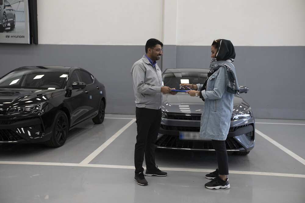 آغاز تحویل اولین سری از خودرو Kmc J7 به مشتریان کرمان موتور خبرآنلاین