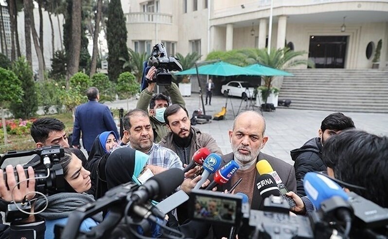 واکنش وزیر کشور به «تروریستی» اعلام کردن سپاه و احتمال «انتصاب» وی به ...