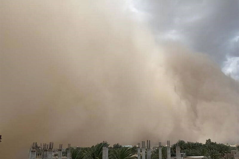 ببینید تصاویری آخرالزمانی از سیستان؛ ادامه وزش طوفان با سرعت ۱۰۰