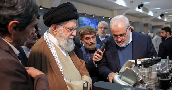 مروری بر بیانات رهبر انقلاب درباره «تولید داخلی» /نقاش اصلی تولید در ...